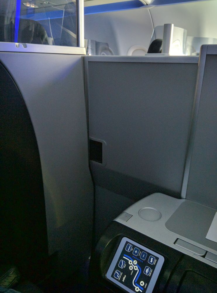 Review: JetBlue Mint Seattle to Boston - Travel Codex