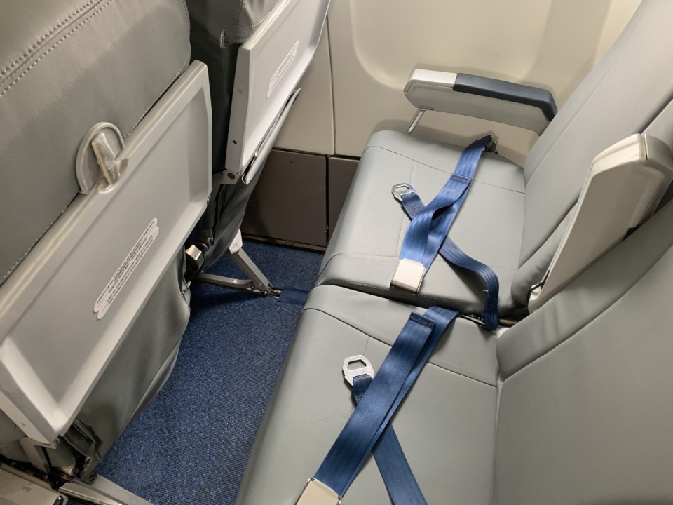 Review: SATENA from Bogotá to Medellín - Travel Codex