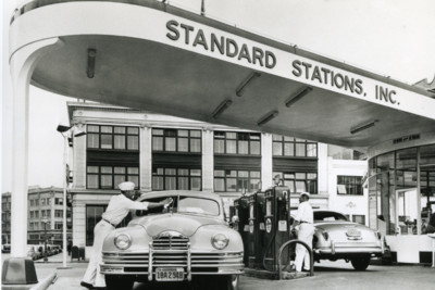 When Gas Stations Were Service Stations: A Nostalgic Look Back