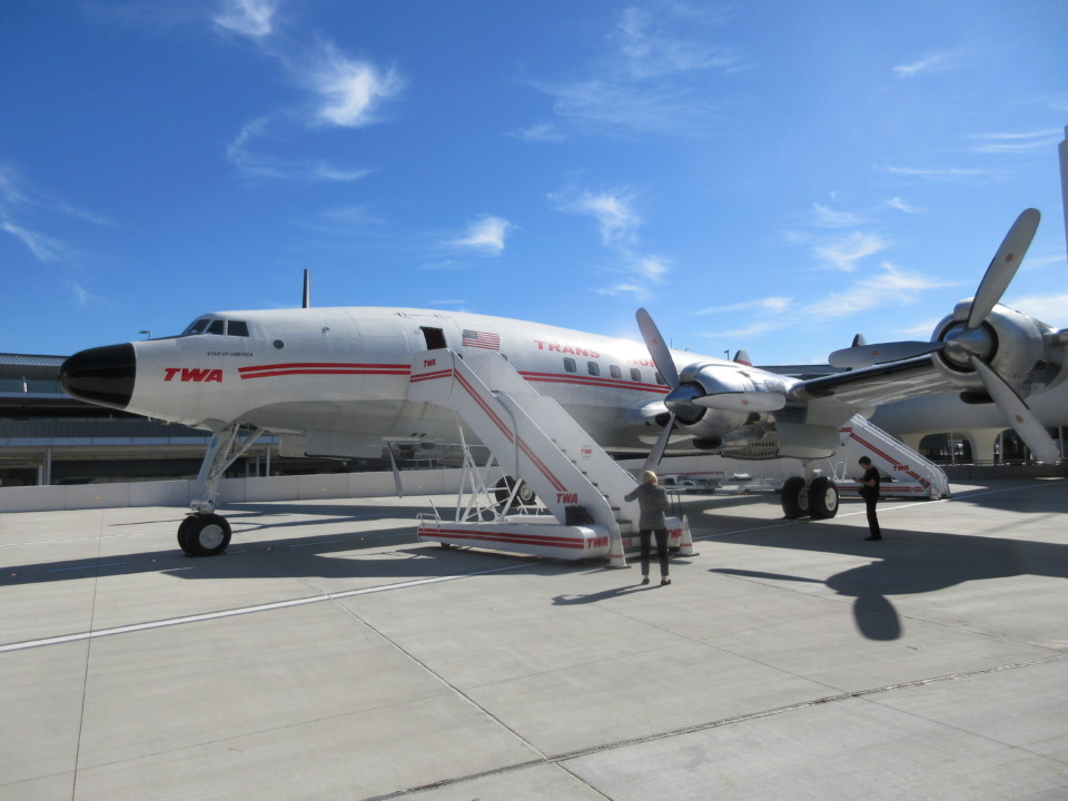 Review: TWA Hotel and TWA Lounge, Part 4: The Restored Constellation
