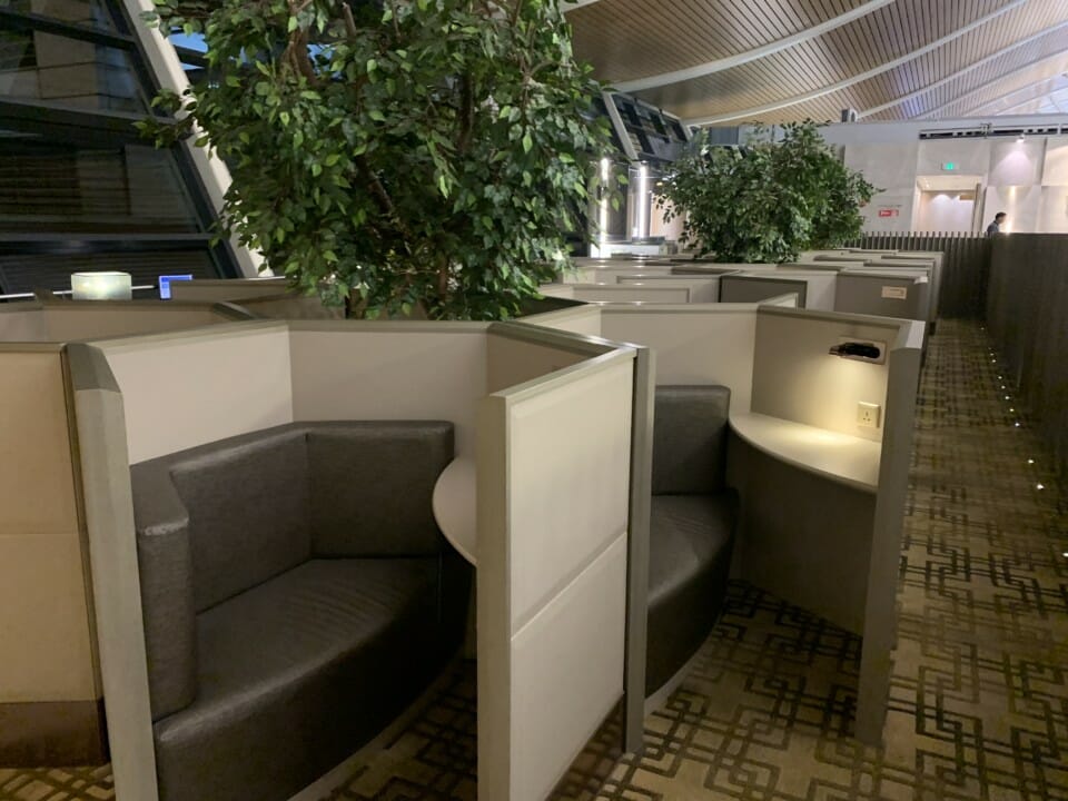 Photos: No. 77 China Eastern Plaza Premium Lounge at PVG Terminal 2