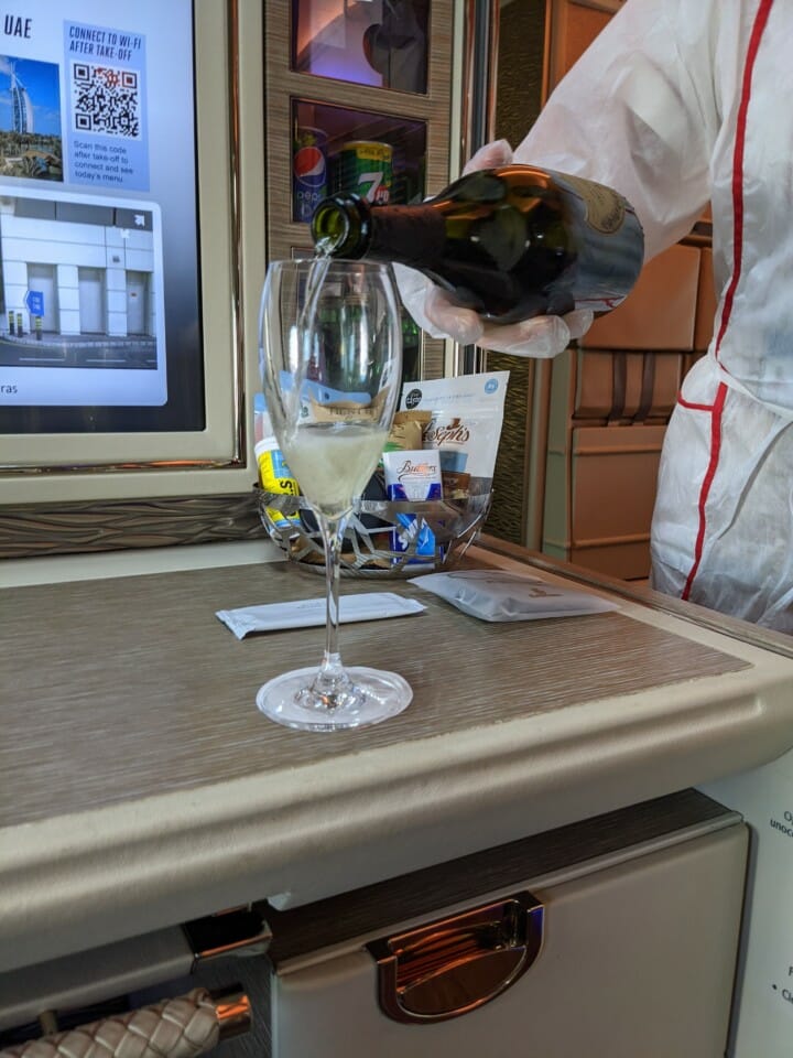 Review: Emirates New First Class Suite - Travel Codex