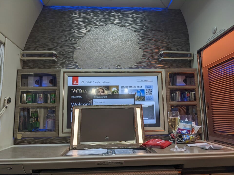 Review: Emirates New First Class Suite - Travel Codex