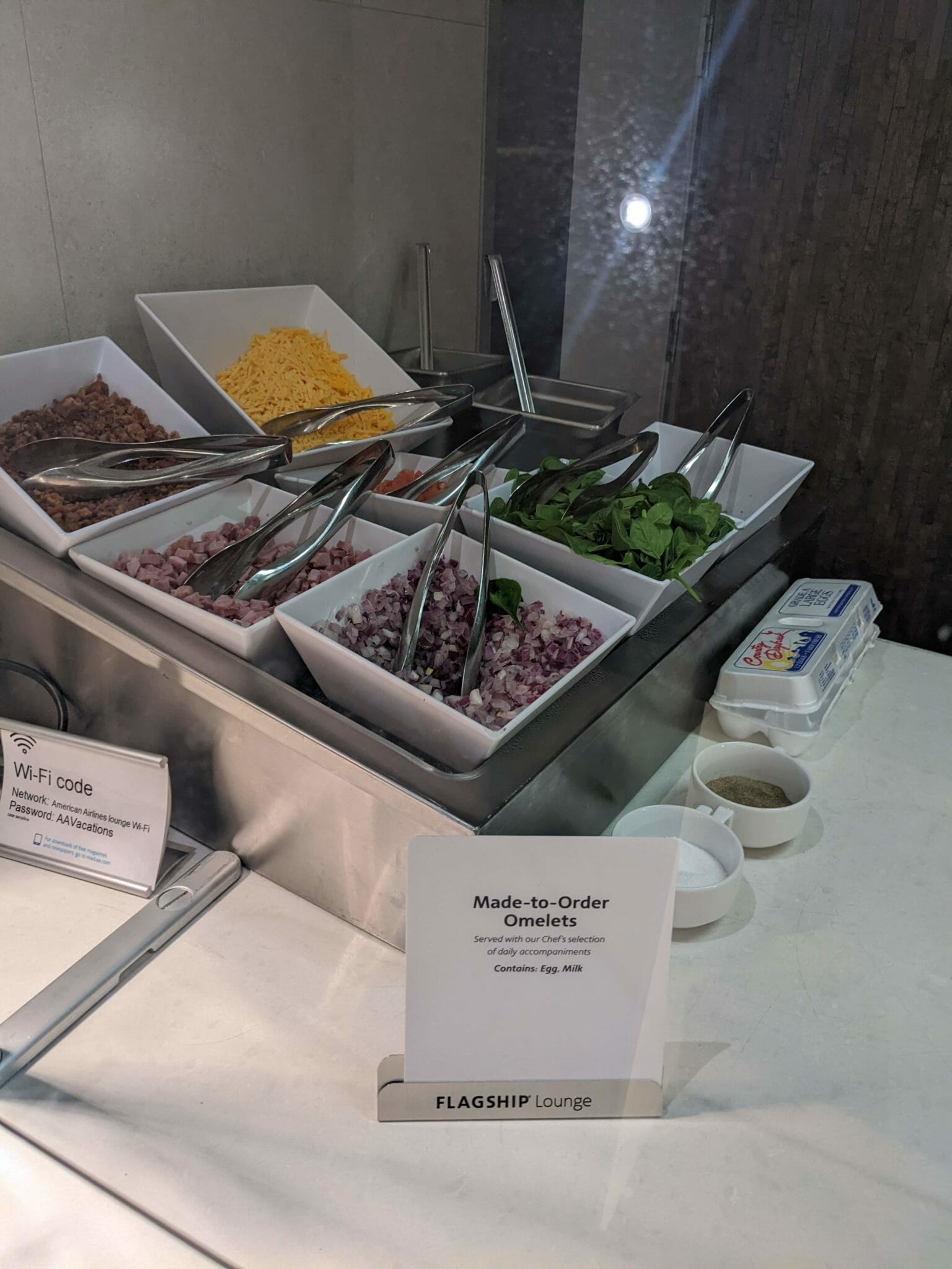 Review: American Airlines Flagship Lounge Miami - Travel Codex