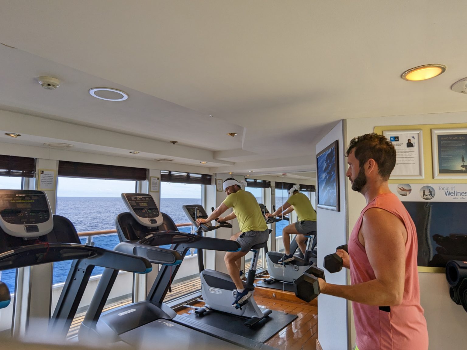 Review: National Geographic Orion - Travel Codex