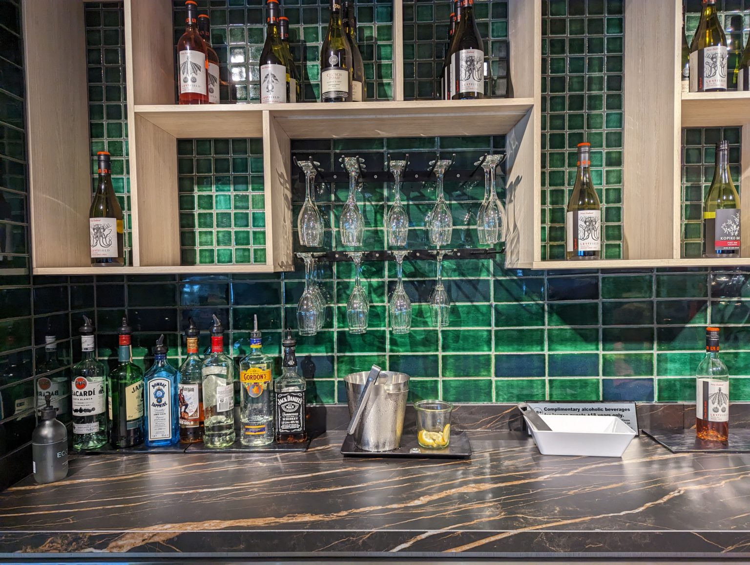 Review: Strata Lounge Auckland - A Priority Pass Lounge - Travel Codex