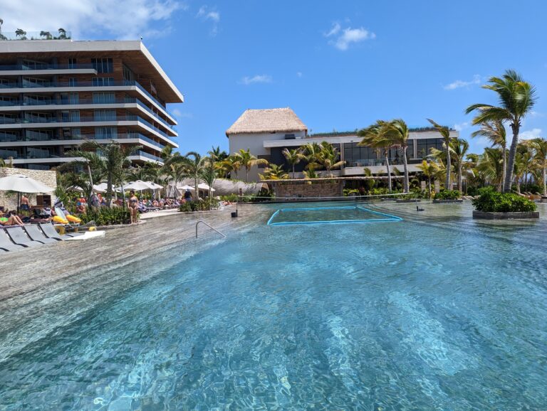 Review: Secrets Moxché Playa del Carmen - Travel Codex