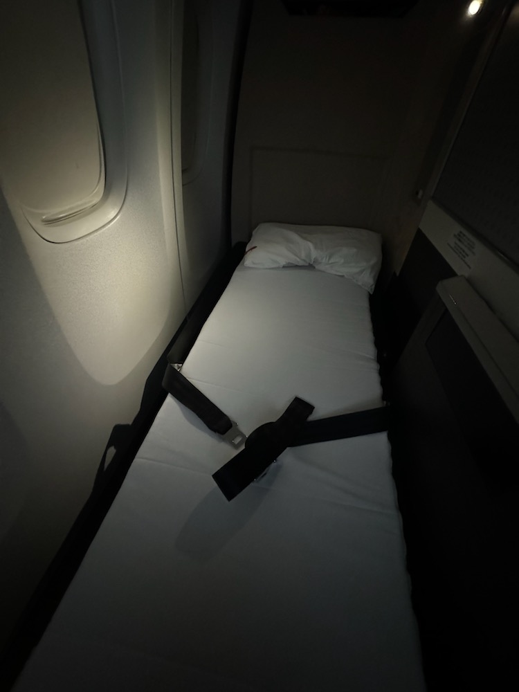 Review: JAL Business Class Chicago to Tokyo on the 777-300ER - Travel Codex